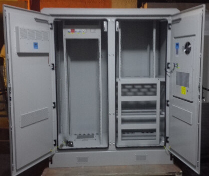 DDTE073:Outdoor Telecom Shelter ,With Air Conditioner,PDU, For Telecom ...