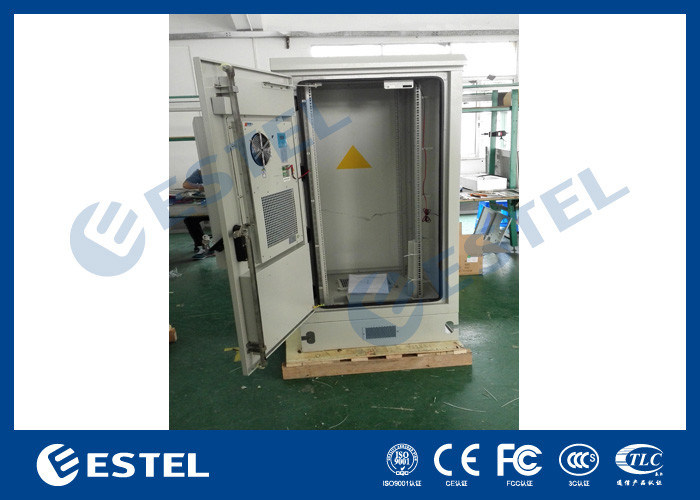 One Compartment Outdoor Telecom Cabinet Grey Color For Communication Tower