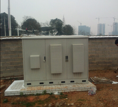 Outdoor Telecom Cabinet With Battery Compartment, Equipment Compartment ...